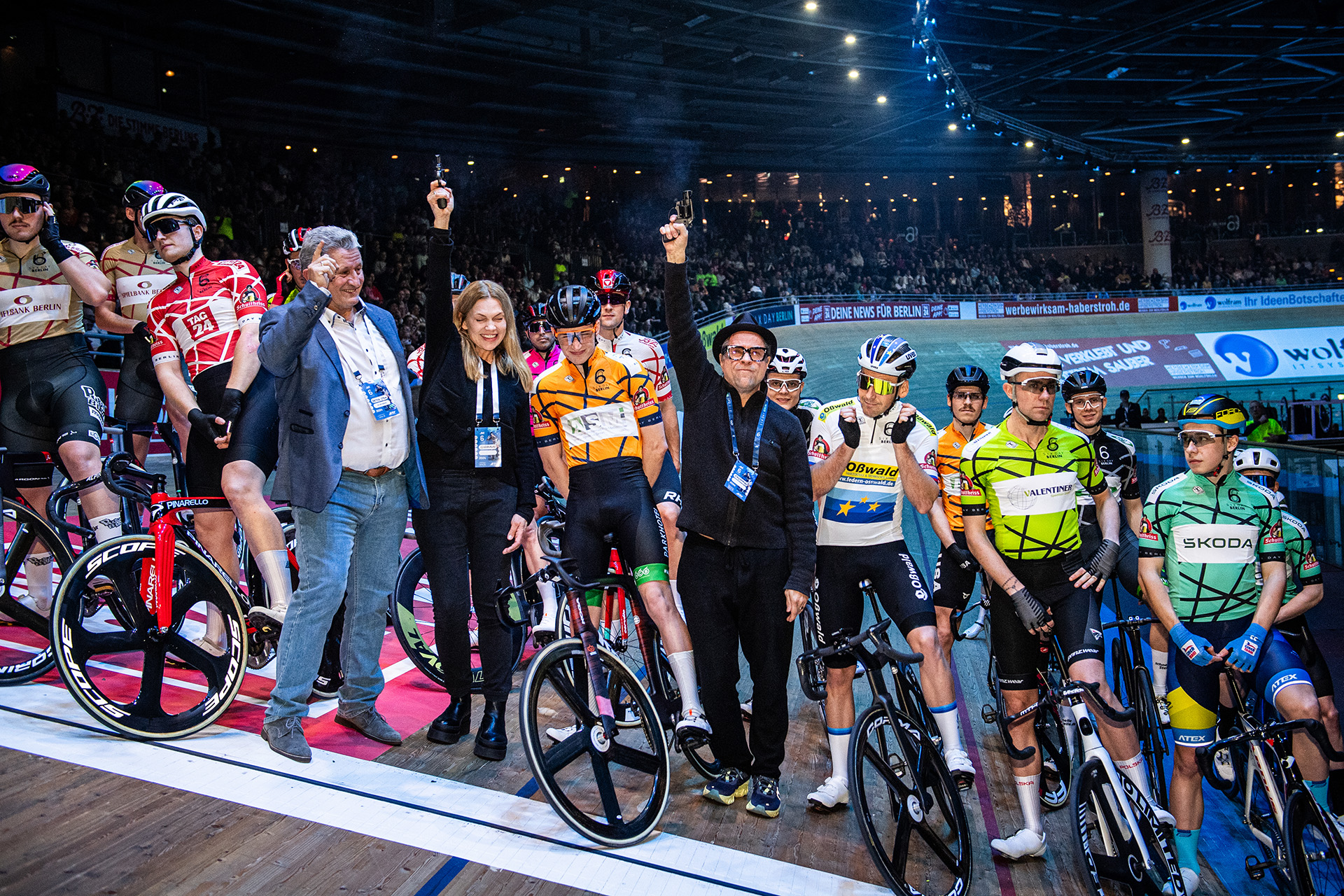 Start - hier gibt es alle Informationen rund um das Six Day Weekend ...